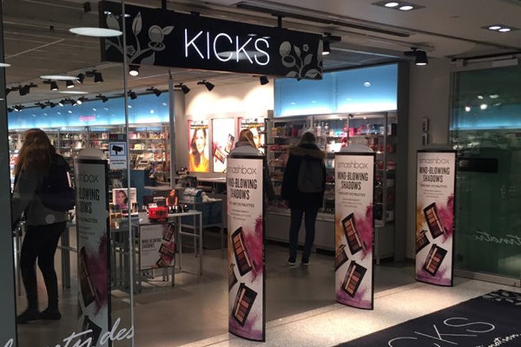 «Kicks» - женские штучки